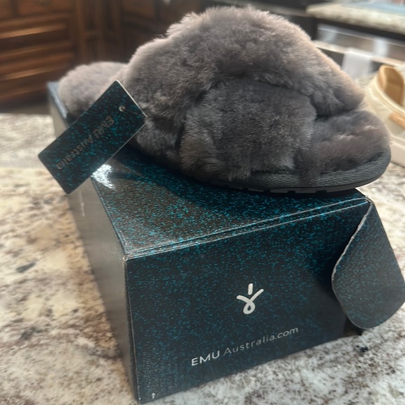 Emu | Shoes | Emu Australia House Shoe | Poshmark